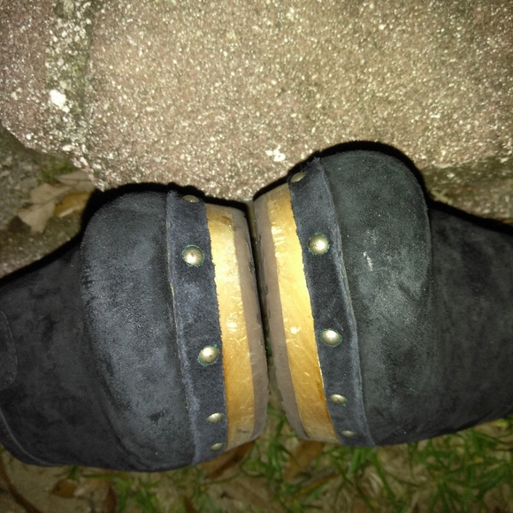 UGG | Shoes | Ugg Australia Abbie Black Suede Clog | Poshmark